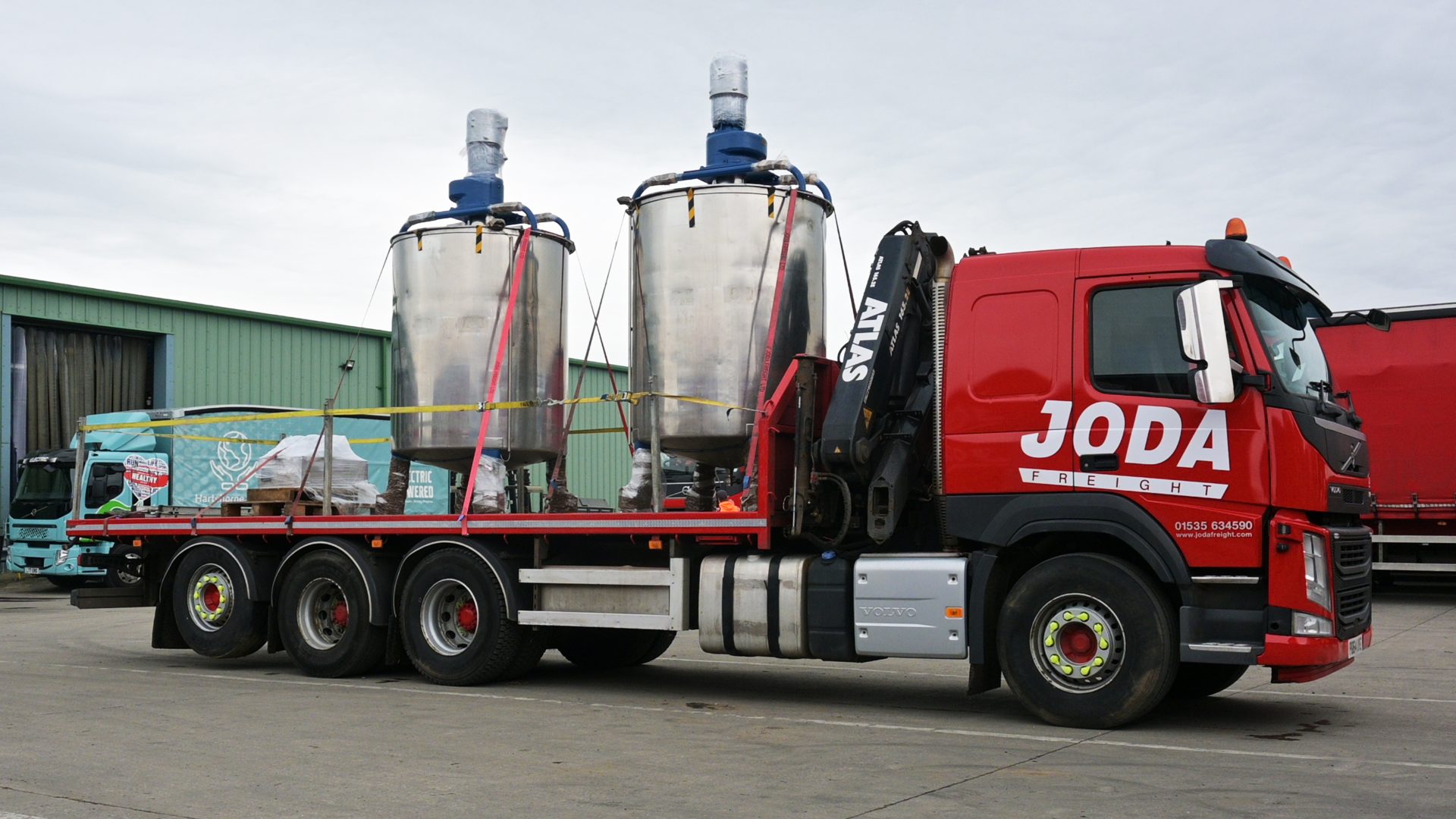 Why Opt for Hiab Transportation? | JODA Freight